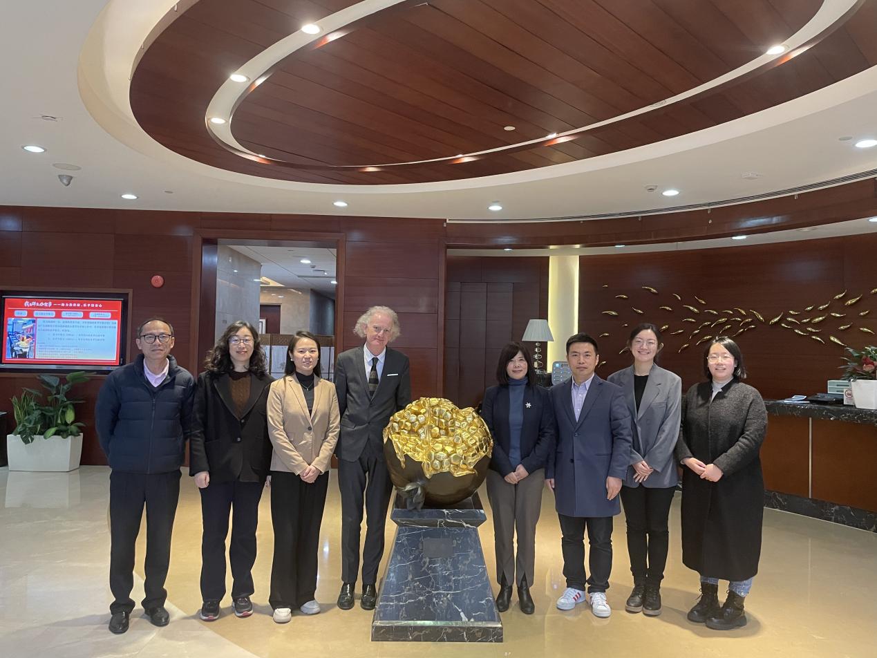 爱尔兰科克大学人文艺术与社会科学学部副部长访问上海大学-上海大学国际部中文网站